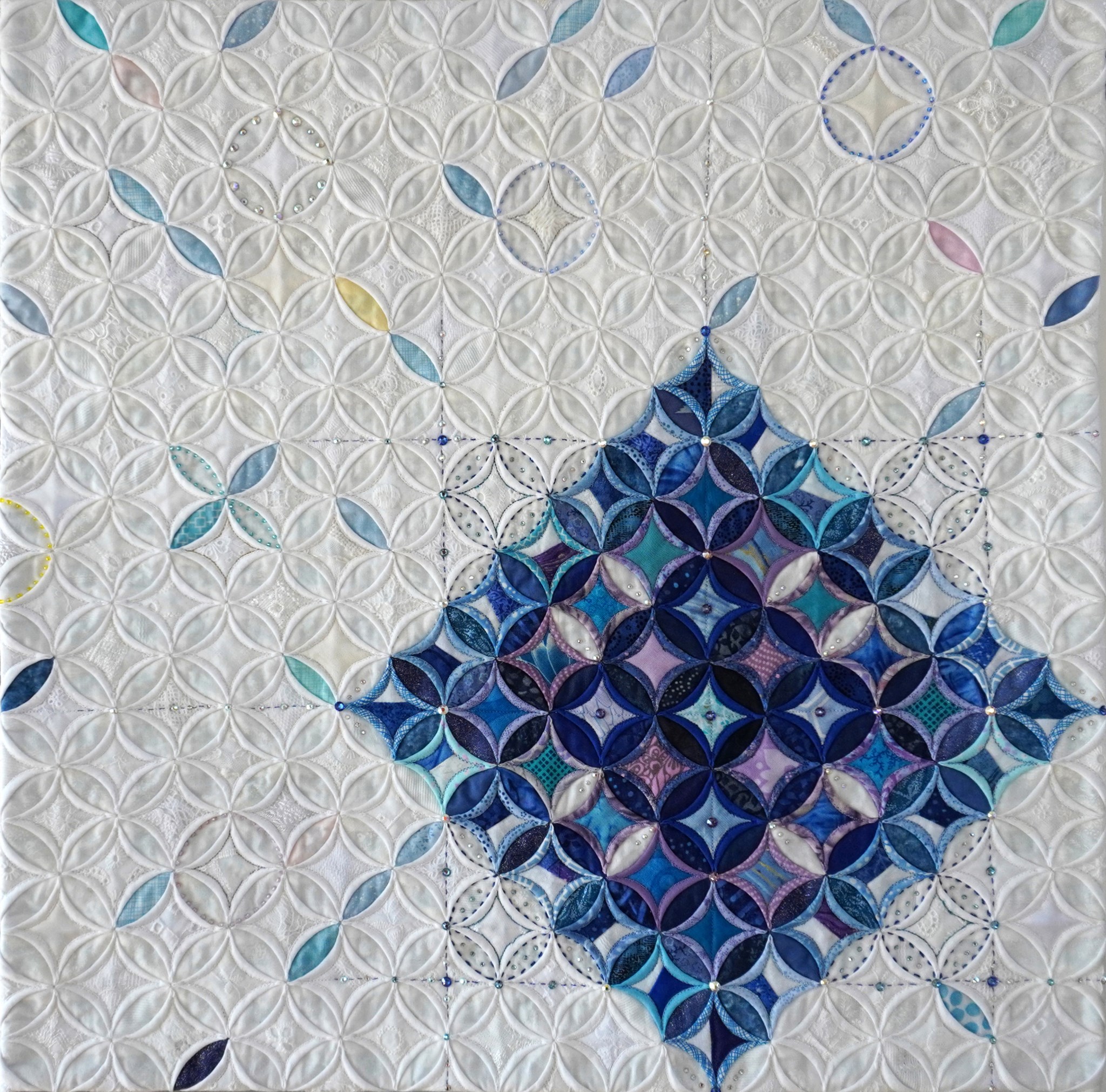 Cathedral window Quilt - Felisa Quilts